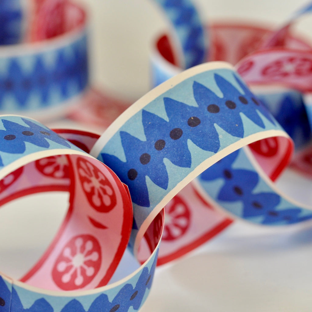 Paperchain Kit - Cambridge Imprint - Daisy Chain Gift Company